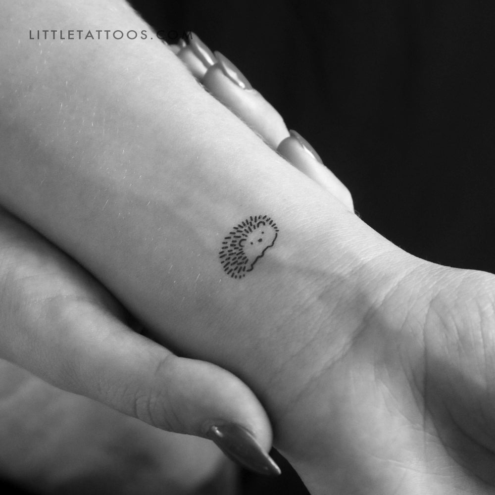 Mini Hedgehog Tattoos Sebra • Tattoo Artist • Tattoodo